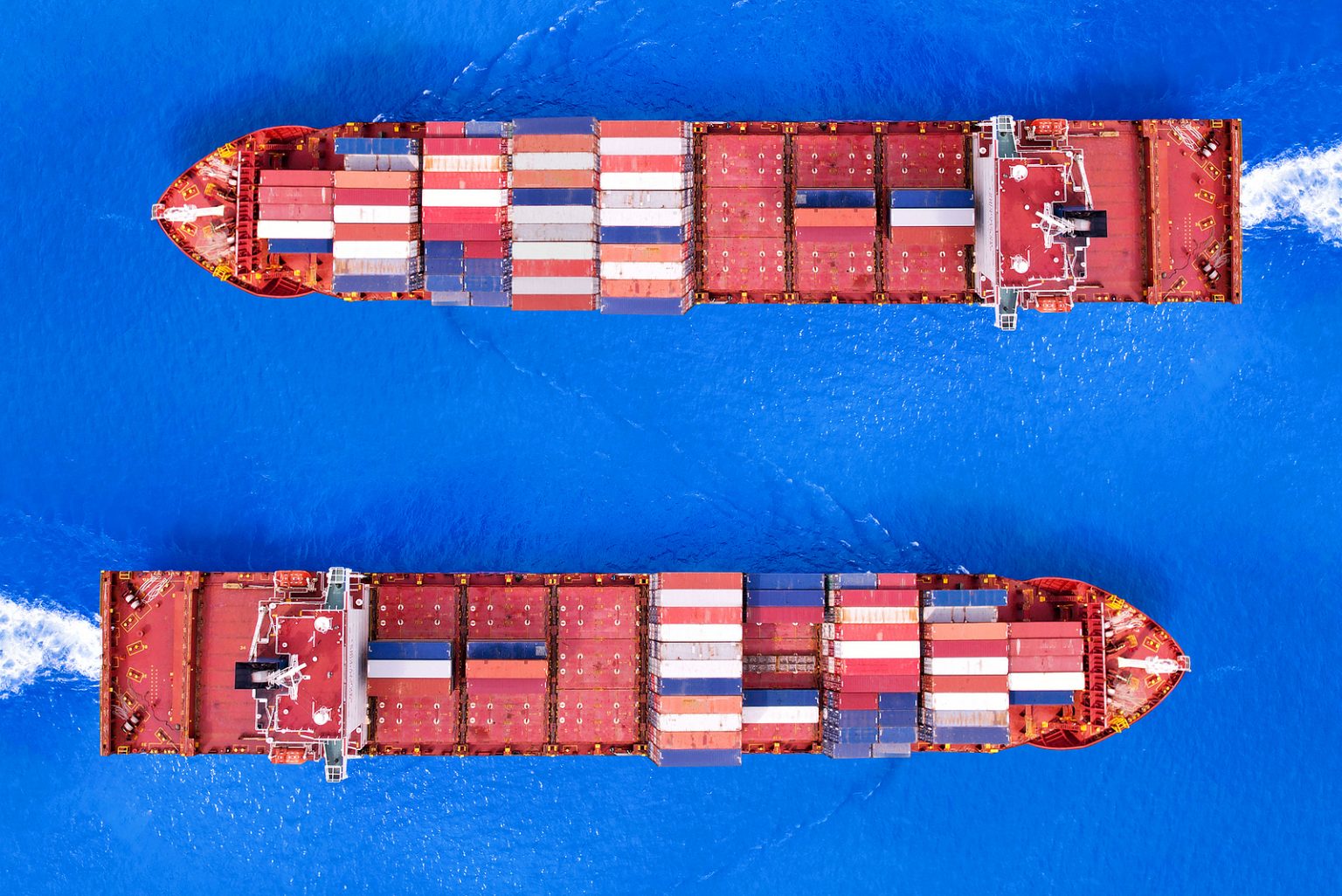 LTL and FTL Shipping - What's the Difference? — AMR Global